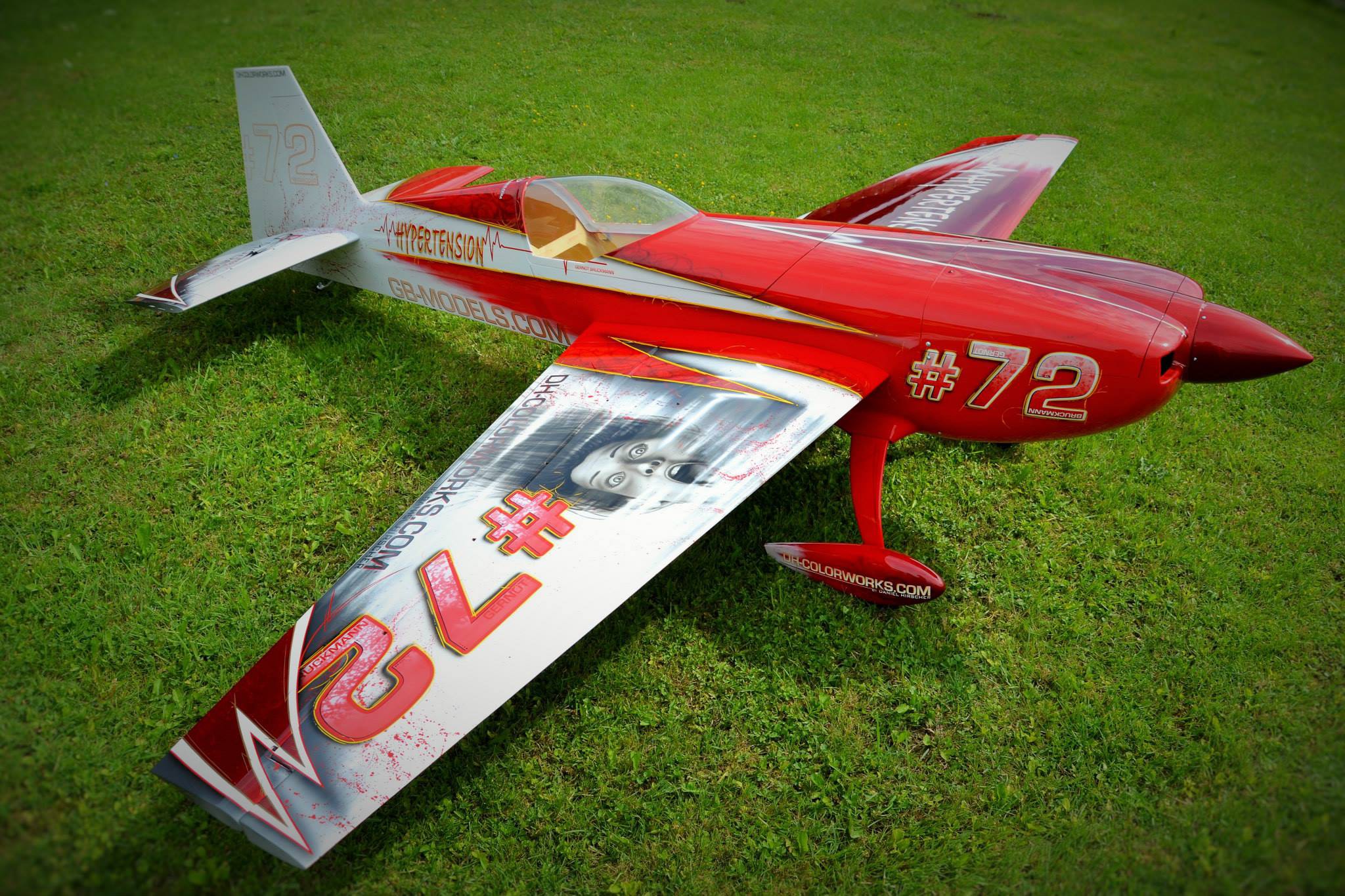 Gernot stellt vor: Die Krill Extra 330SC in Speziallackierung - HEPF ...