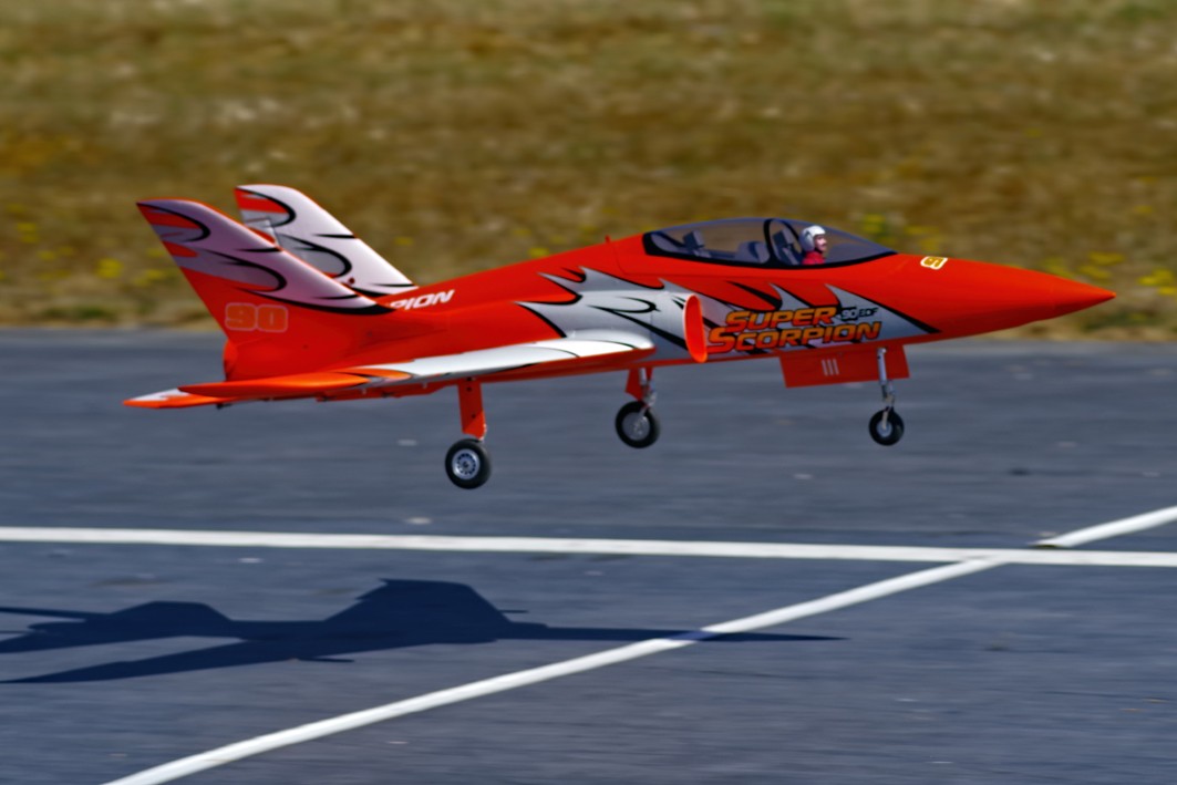 NEU & Exkulsiv - FMS JETS bei HEPF - HEPF Modellbau